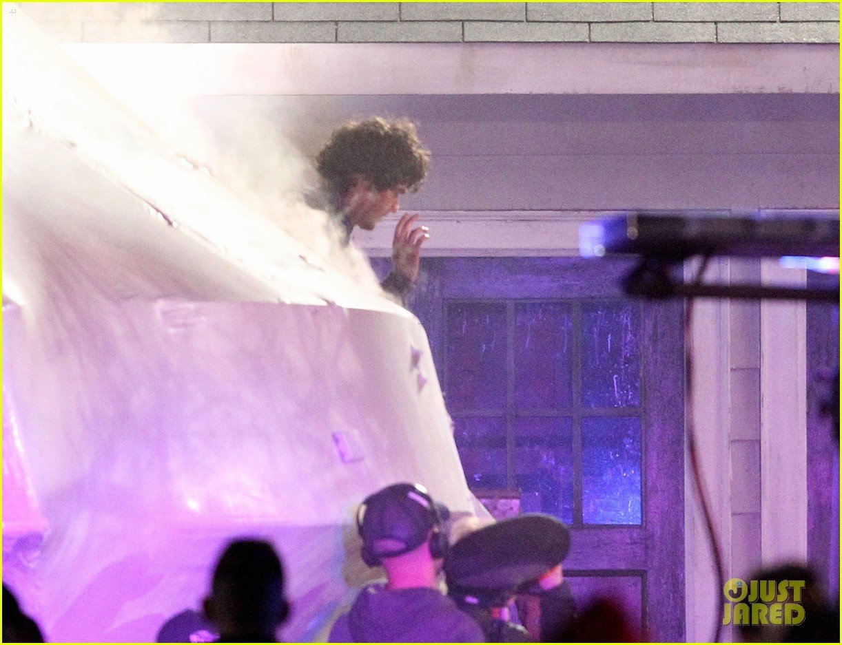 Alex Wolff Shoots Night Scenes For 'Patriots Day': Photo 3677910 ...