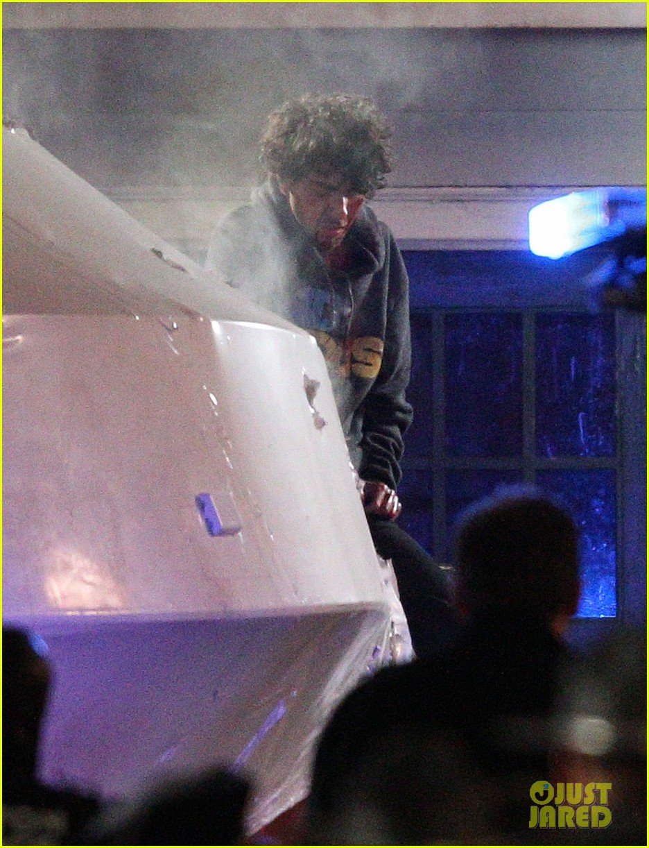 Alex Wolff Shoots Night Scenes For 'Patriots Day': Photo 3677915 ...