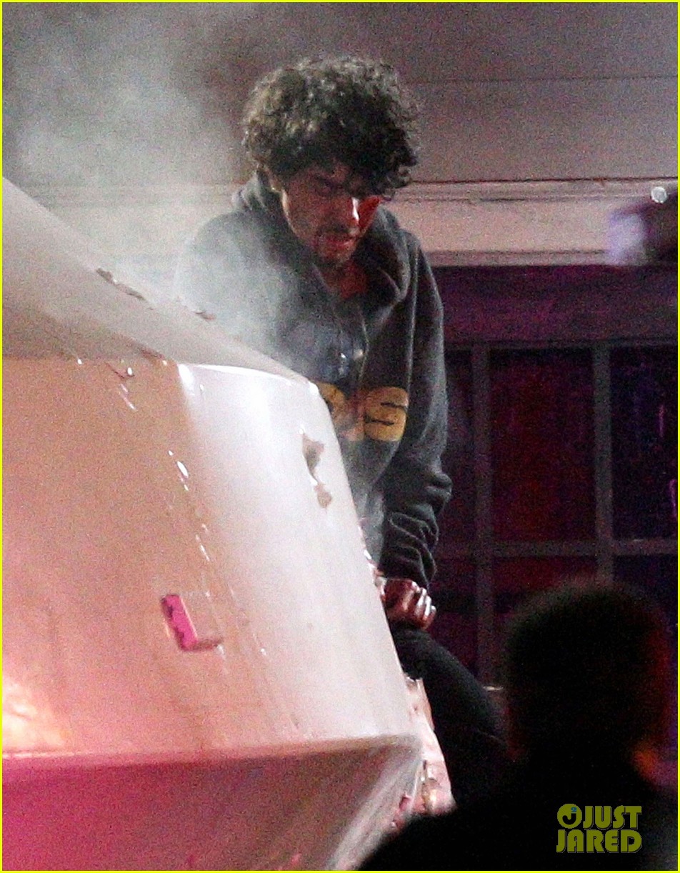 Alex Wolff Shoots Night Scenes For 'Patriots Day': Photo 3677917 ...