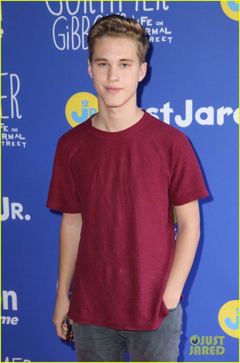 Singer Ryan Beatty Comes Out as Gay: 'Proud to Be a Raging Homosexual ...