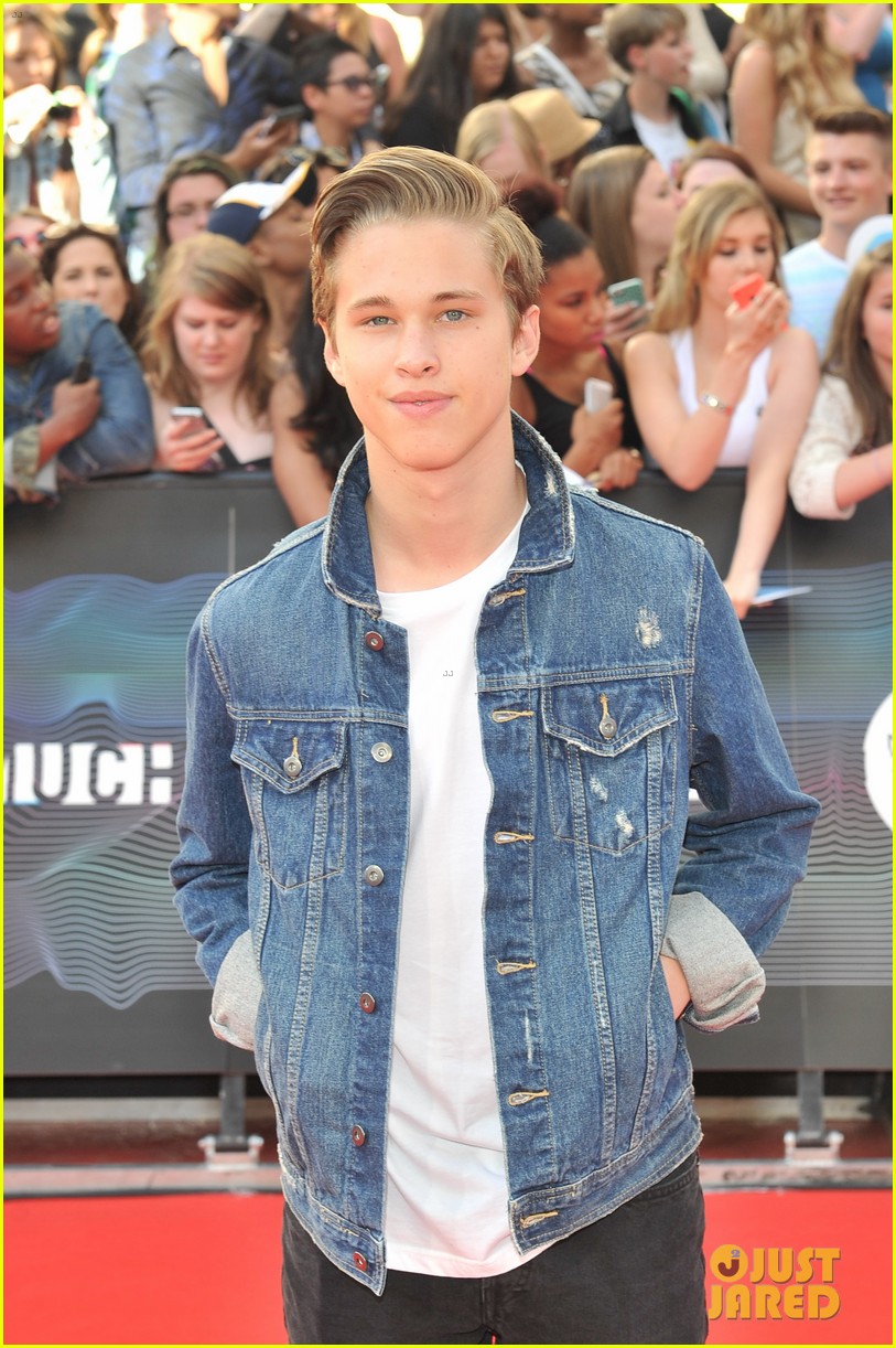 Singer Ryan Beatty Comes Out as Gay: 'Proud to Be a Raging Homosexual ...