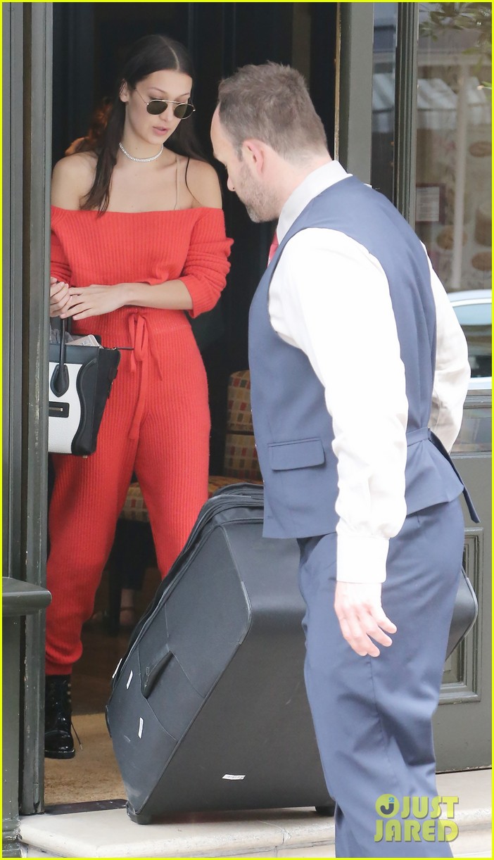 Bella Hadid Mourns Late Fashion Photographer Bill Cunningham: Photo ...