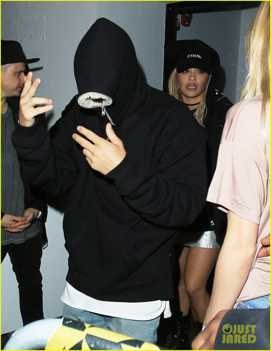Justin Bieber & Rita Ora Party Together at Warwick Nightclub: Photo ...