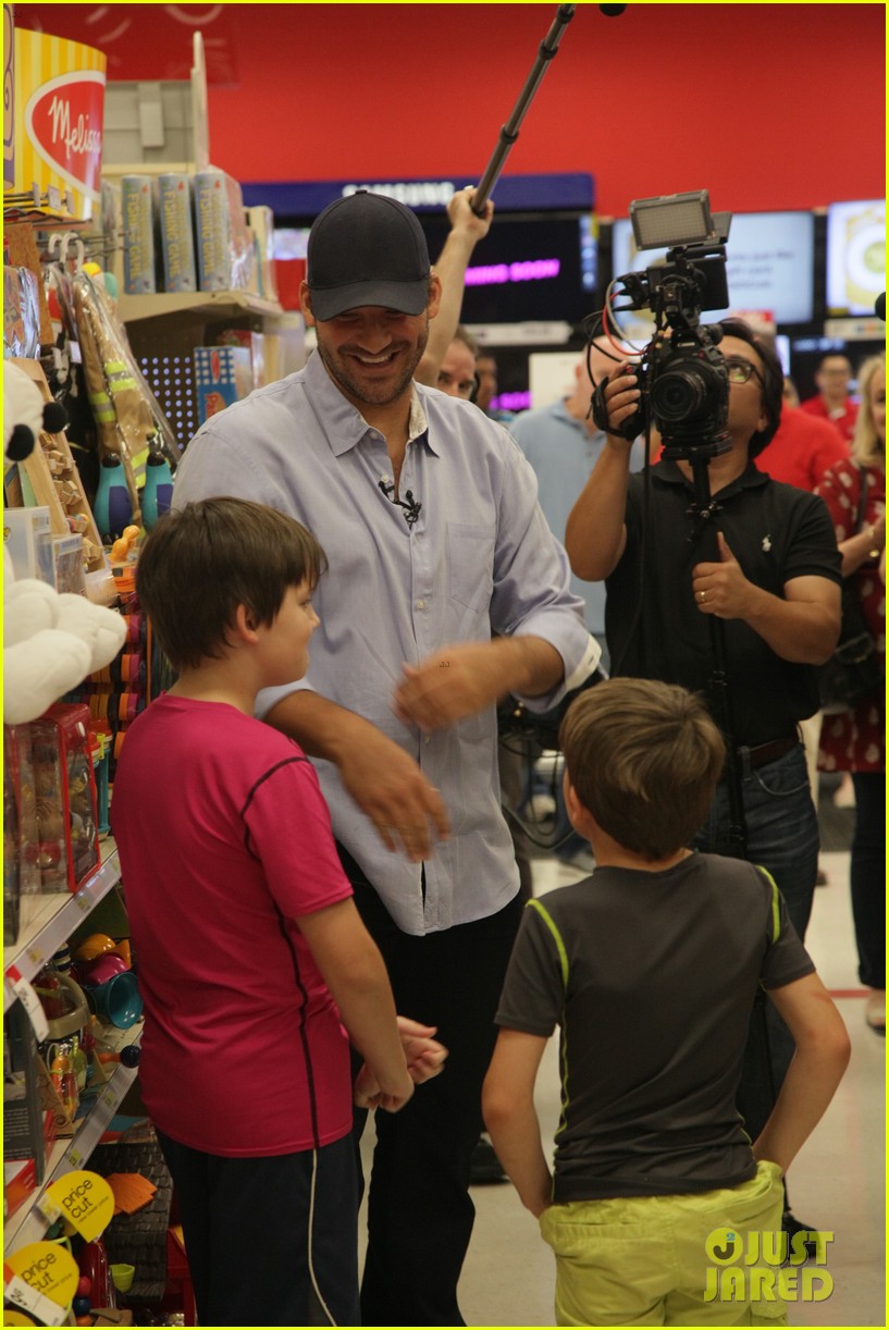Drew Brees, Cam Newton, & Tony Romo Surprise Target Shoppers for Father ...