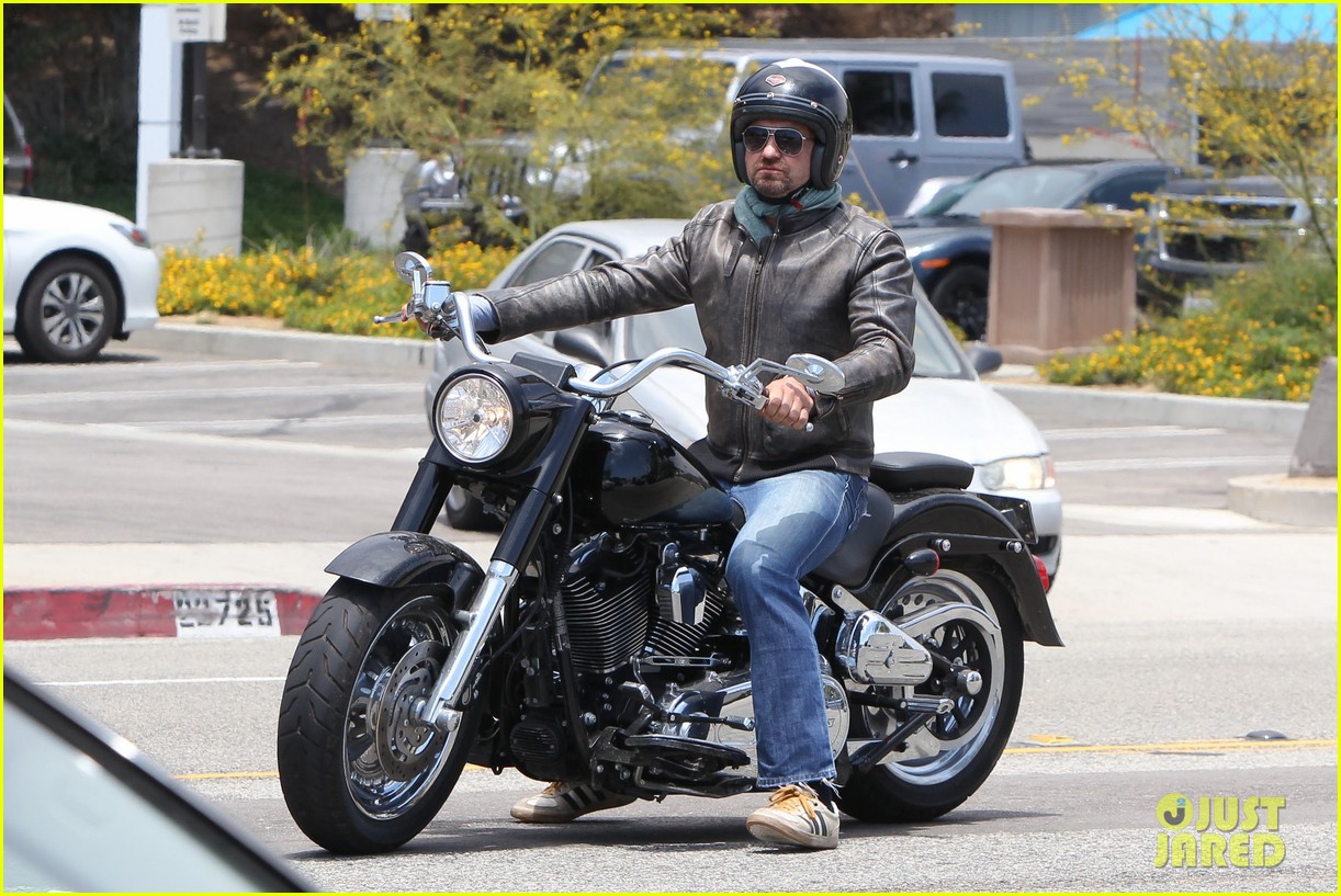 Gerard Butler Goes for Weekend Motorcycle Ride: Photo 3673921 | Gerard ...