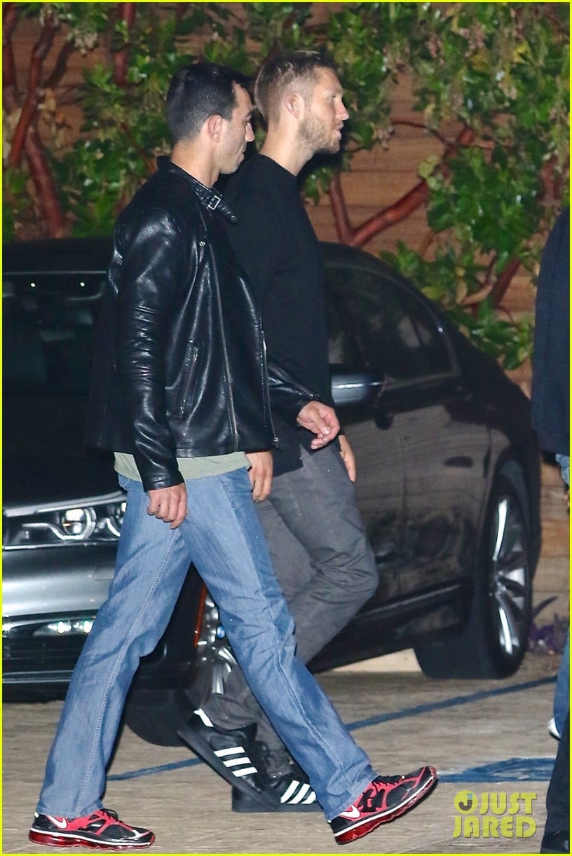 Newly Single Calvin Harris Hangs Out With Frank Ocean: Photo 3674262 ...