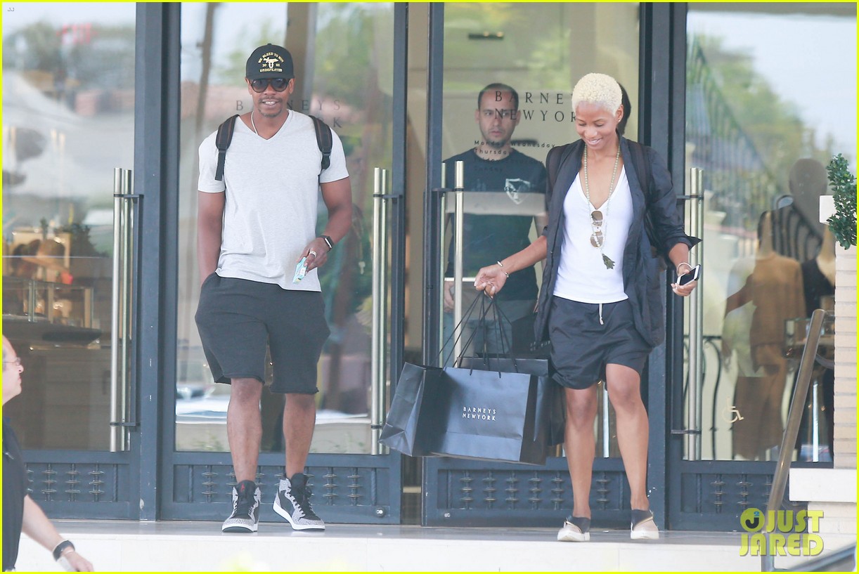 Photo: dave chapelle buff arms muscles shopping 12 | Photo 3692418 ...