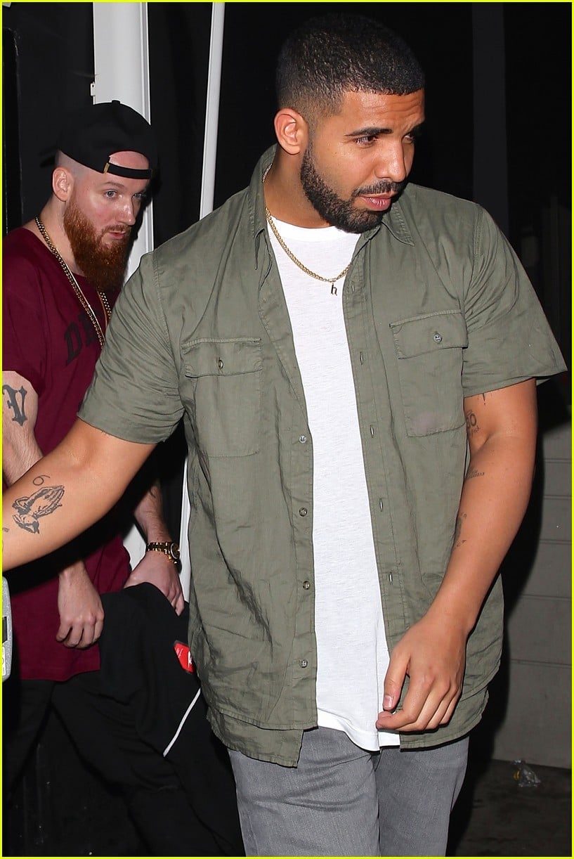 Drake & Hailey Baldwin Pictured on Dinner Date, Spotted Getting 'Very ...