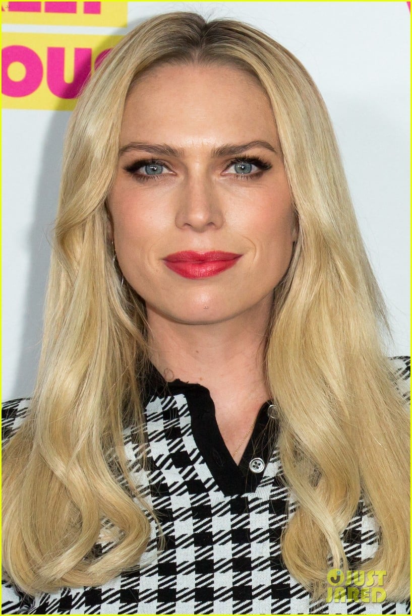 Erin & Sara Foster Get Star-Studded Support At 'Barely Famous' Season 2 ...