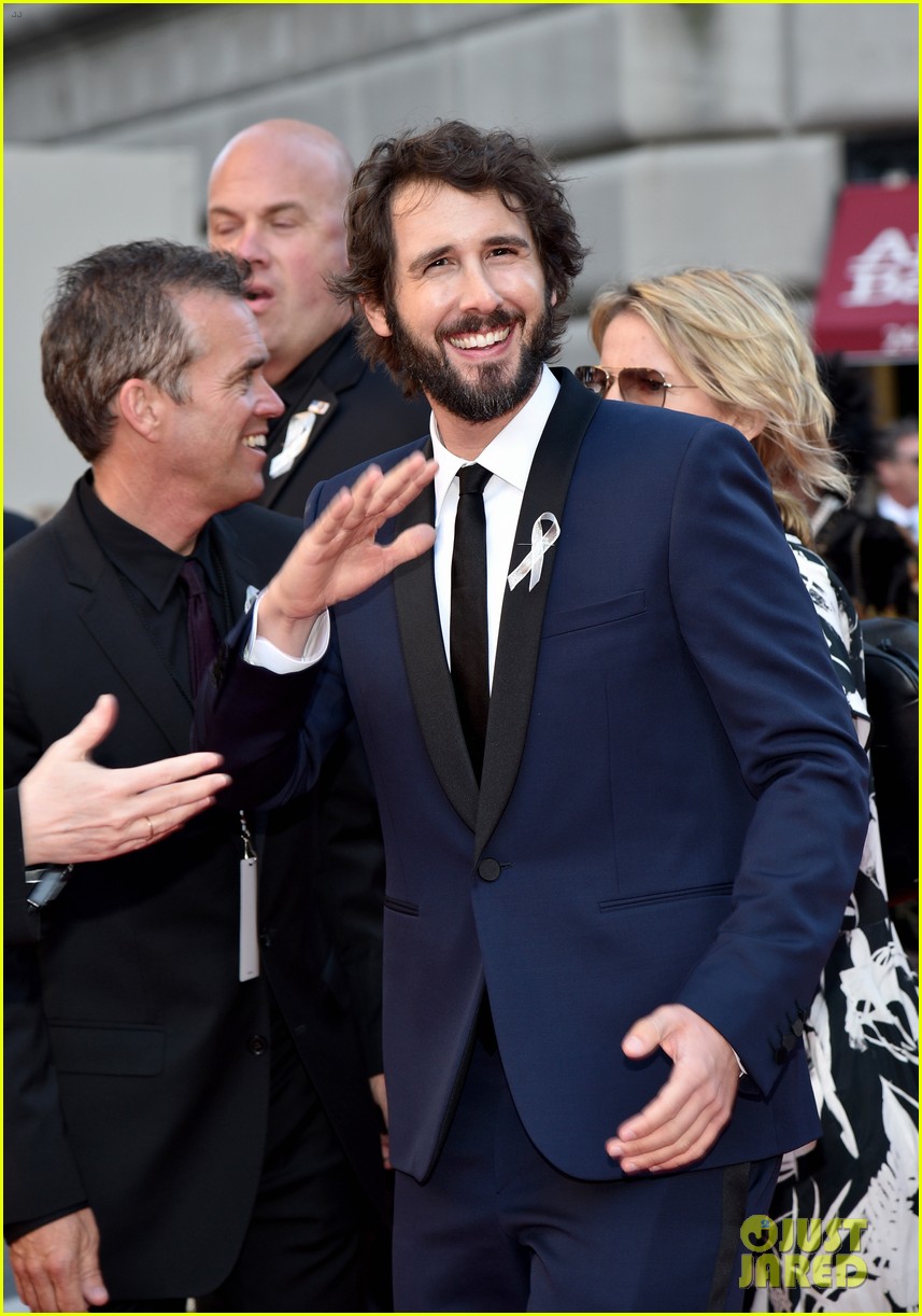 Josh Groban's High School 'Fiddler' Performance Played at Tony Awards ...