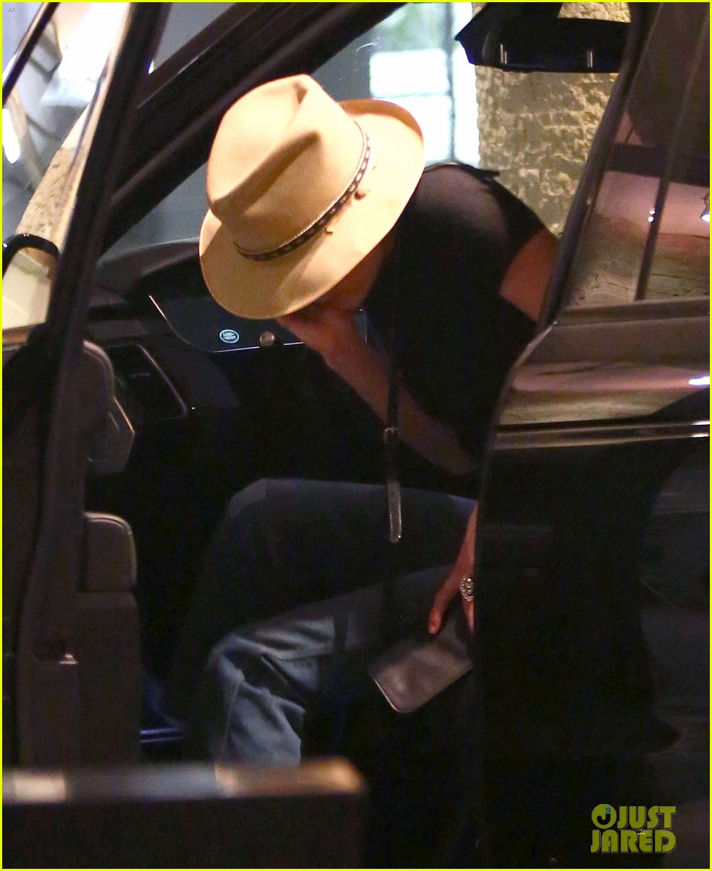 Photo: amber heard justice league fitting was rescheduled 02 | Photo ...