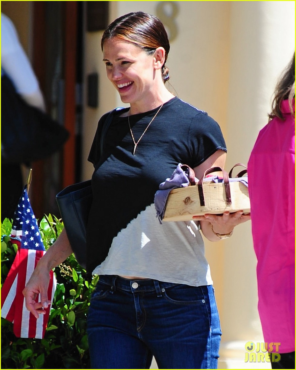 Jennifer Garner & Ben Affleck Are Not Calling Off Divorce: Photo ...