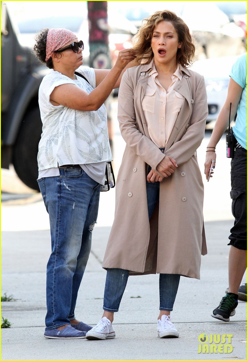 Jennifer Lopez Gets Serious With Dayo Okeniyi on Set: Photo 3692662 ...