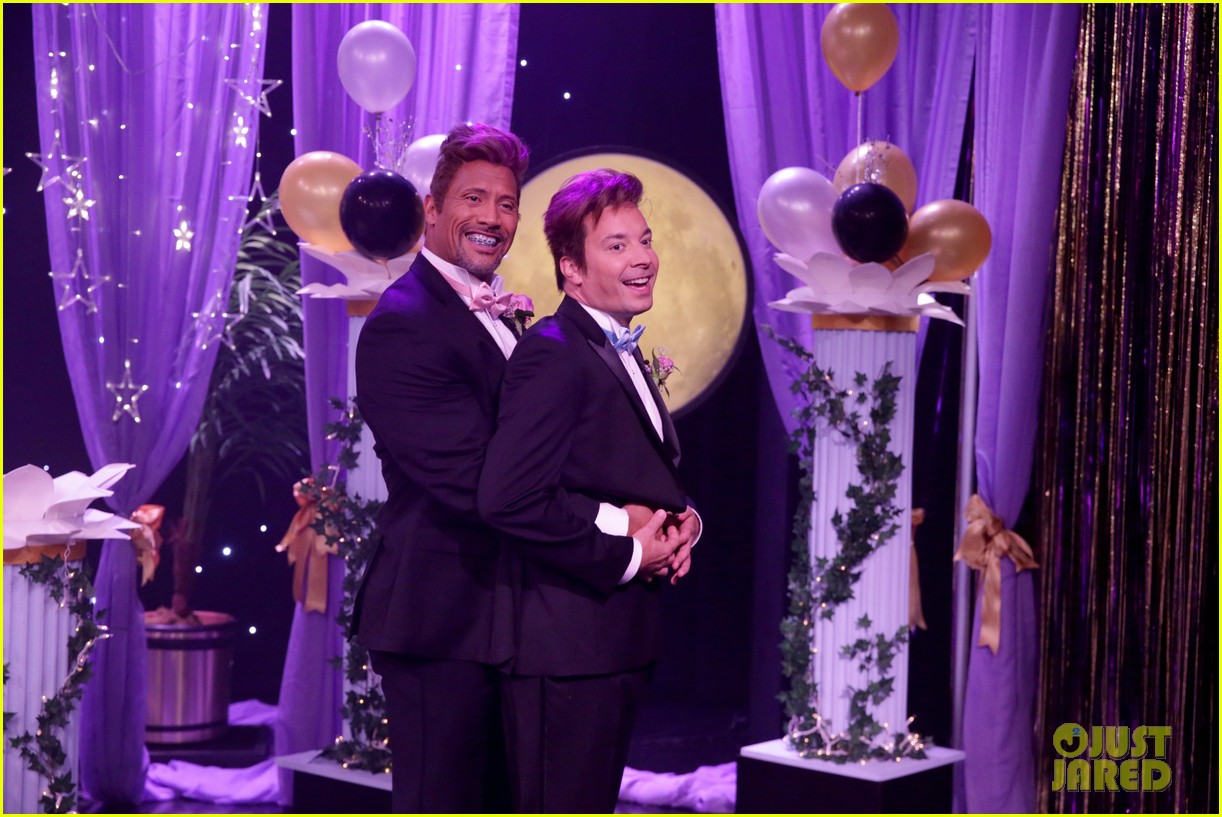 Dwayne Johnson & Jimmy Fallon Are Awkward Teens In Hilarious 'Tonight ...