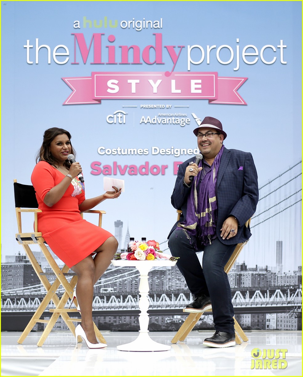 Mindy Kaling Says Chris Messina Will Still Be on 'Mindy Project': Photo ...