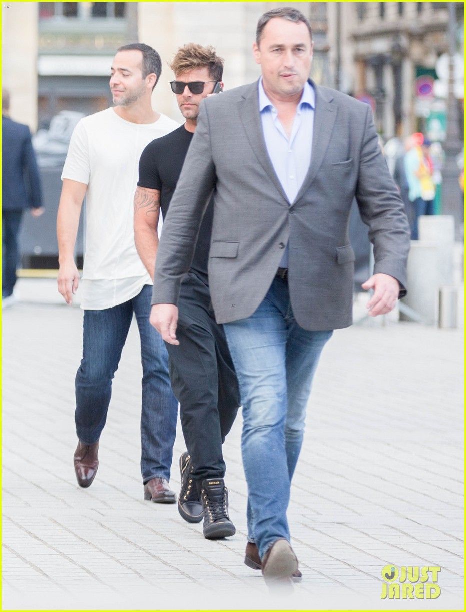 Ricky Martin Steps Out With Boyfriend Jwan Yosef After Calling Balmain ...