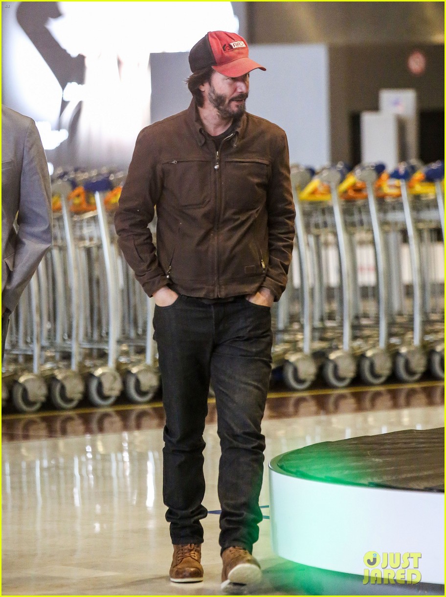 Keanu Reeves Only Spent 5 Days on Set for 'The Neon Demon': Photo ...