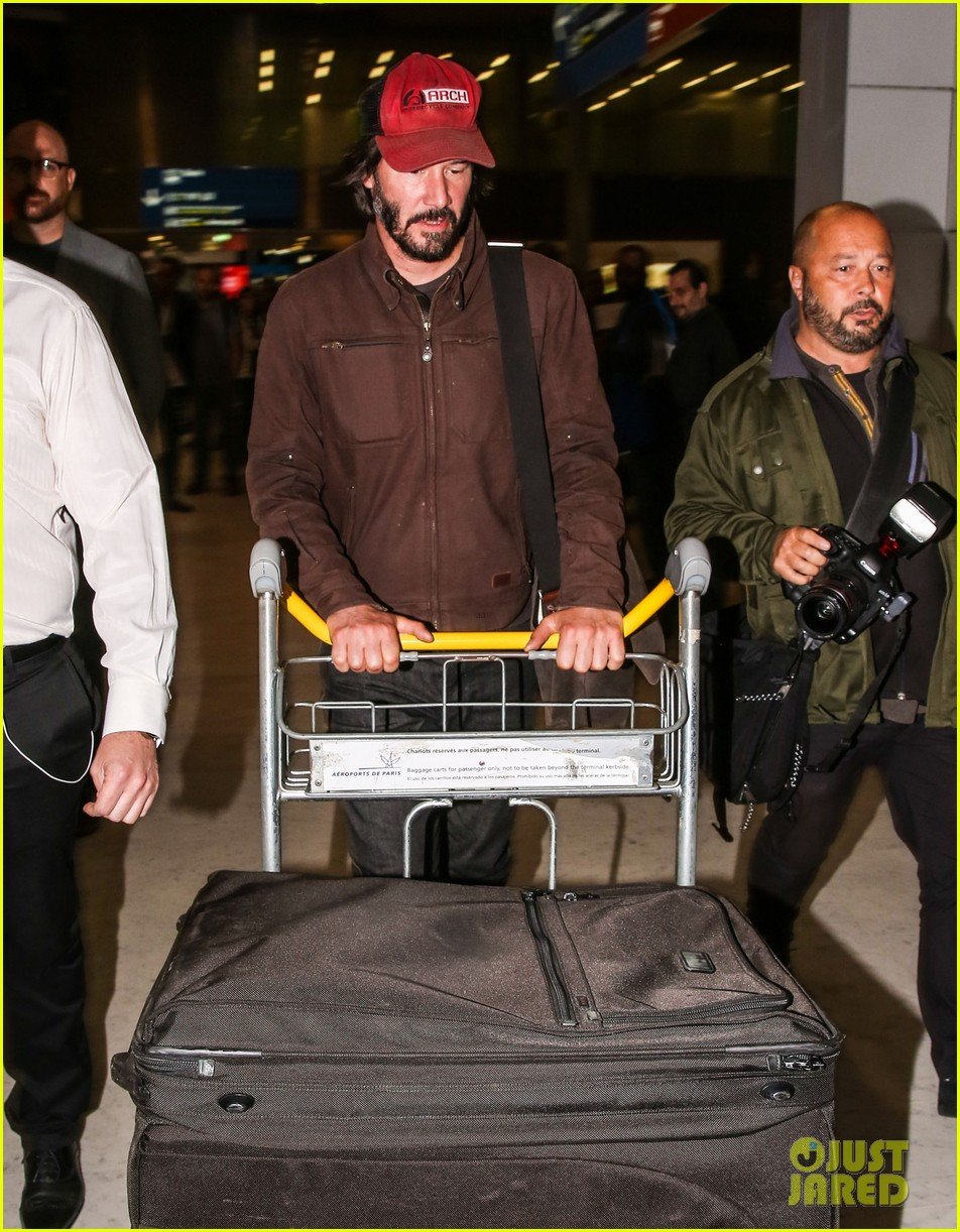 Keanu Reeves Only Spent 5 Days on Set for 'The Neon Demon': Photo ...