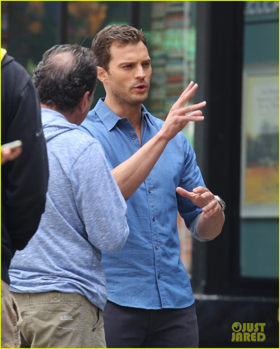 Jamie Dornan & Dakota Johnson Film New 'Fifty Shades' Scene with Brant ...