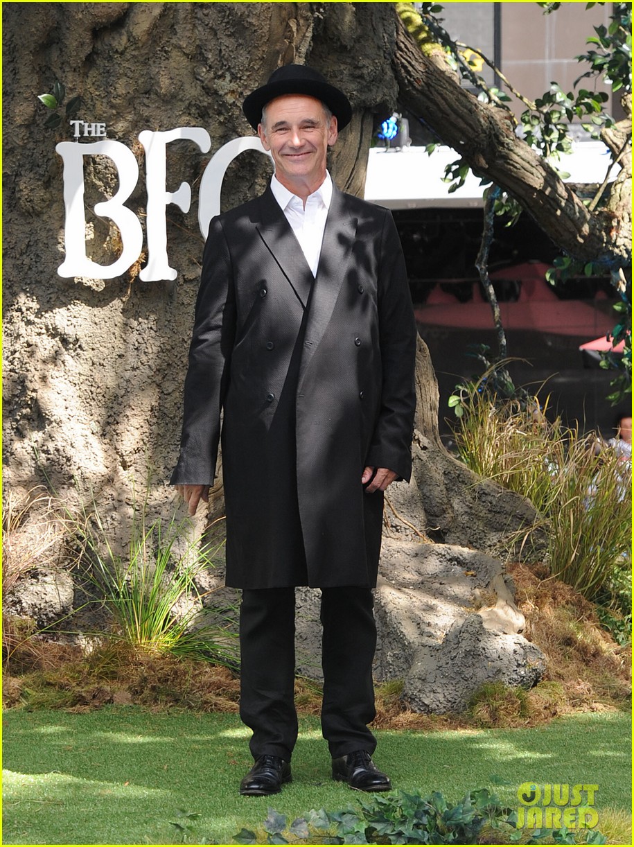 'The BFG' Cast Premieres Movie in London!: Photo 3709136 | Rebecca Hall ...