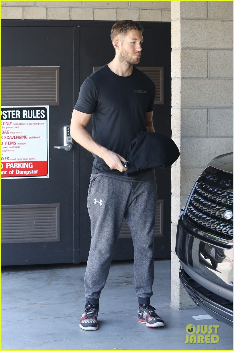 Calvin Harris Gets In a Workout After the Fourth of July: Photo 3699683 ...