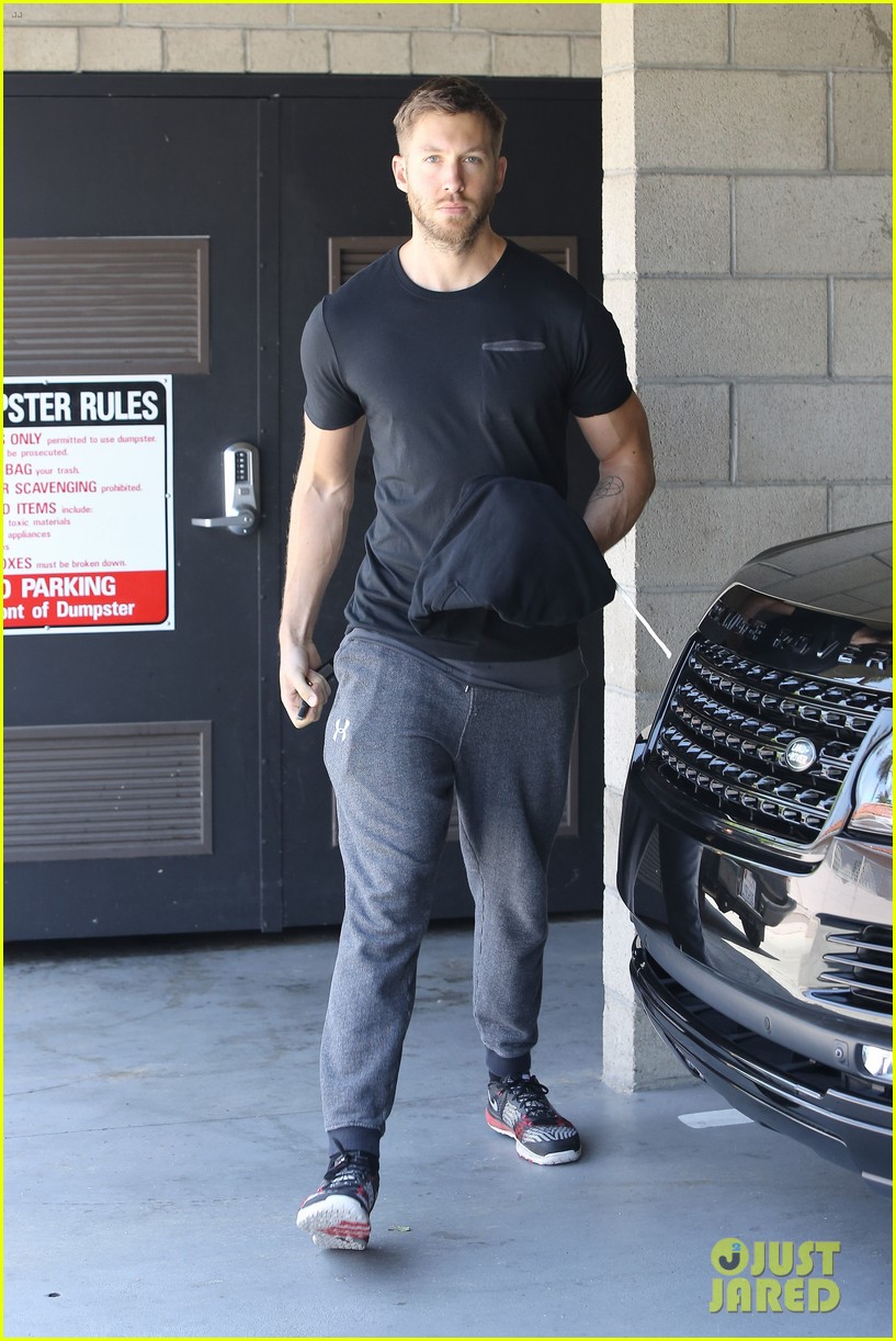 Calvin Harris Gets In a Workout After the Fourth of July: Photo 3699696 ...