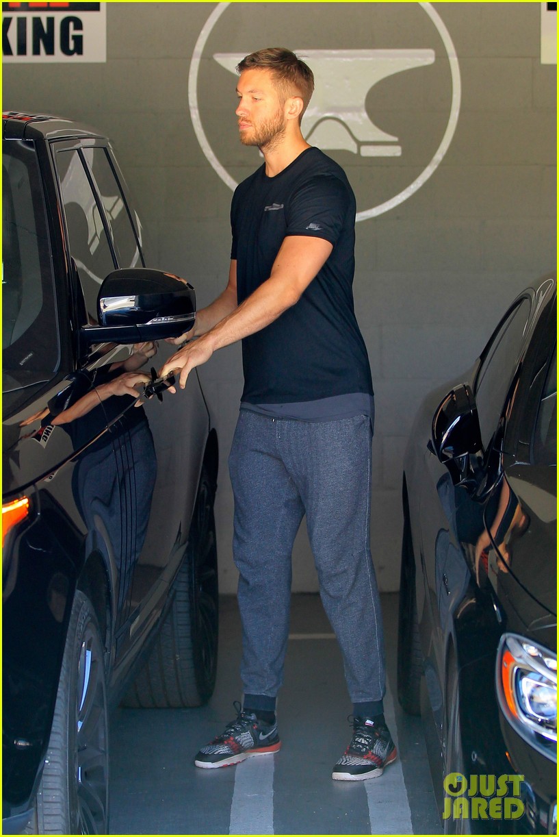 Calvin Harris Gets In a Workout After the Fourth of July: Photo 3699697 ...