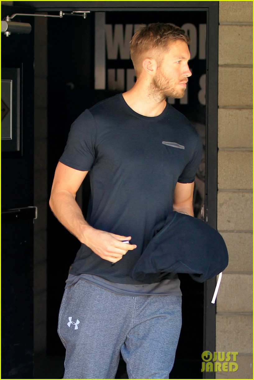 Calvin Harris Gets In a Workout After the Fourth of July: Photo 3699702 ...
