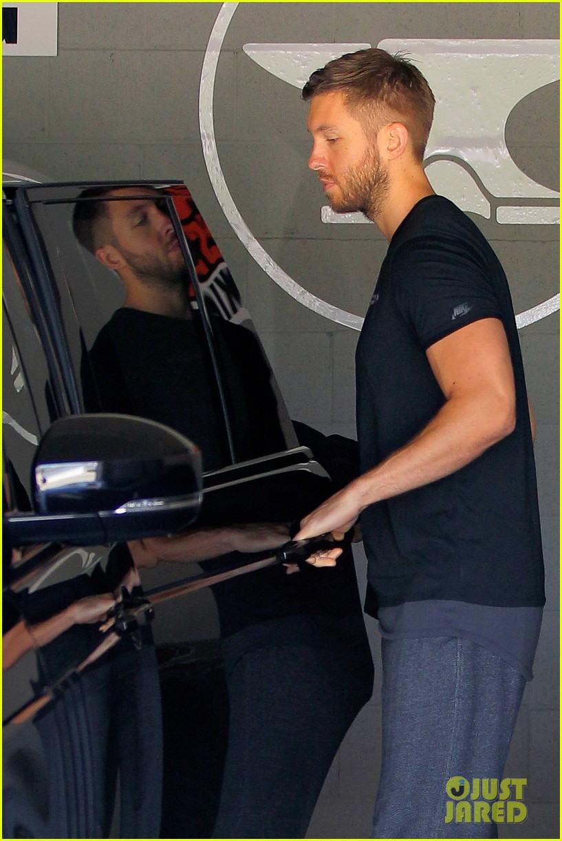 Calvin Harris Gets In a Workout After the Fourth of July: Photo 3699703 ...