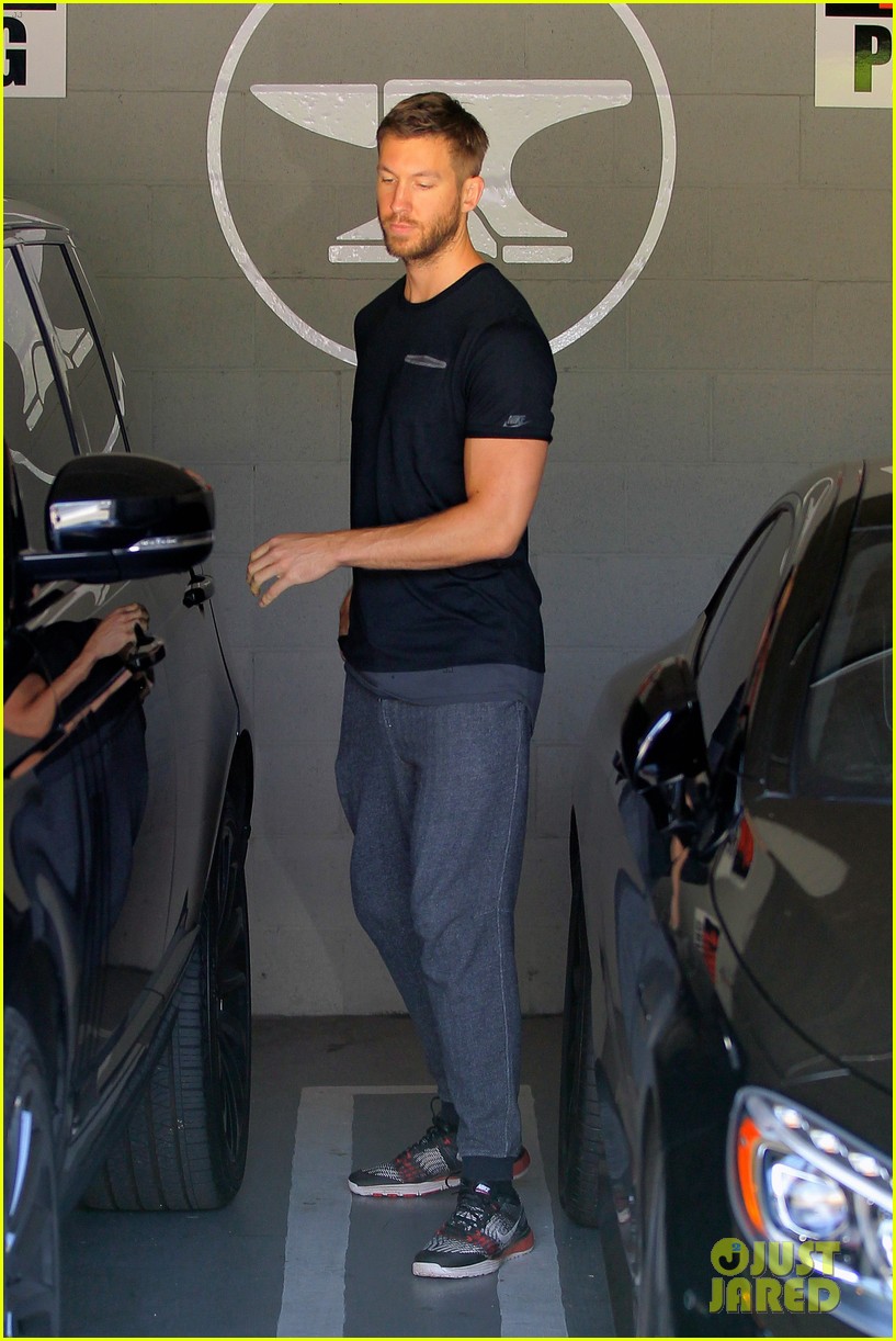 Calvin Harris Gets In a Workout After the Fourth of July: Photo 3699705 ...