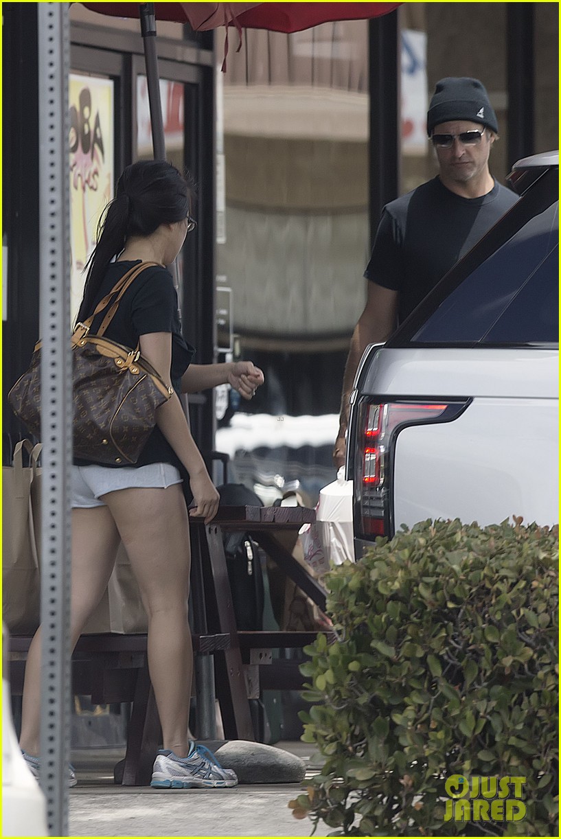 Josh Holloway 2022 Wife