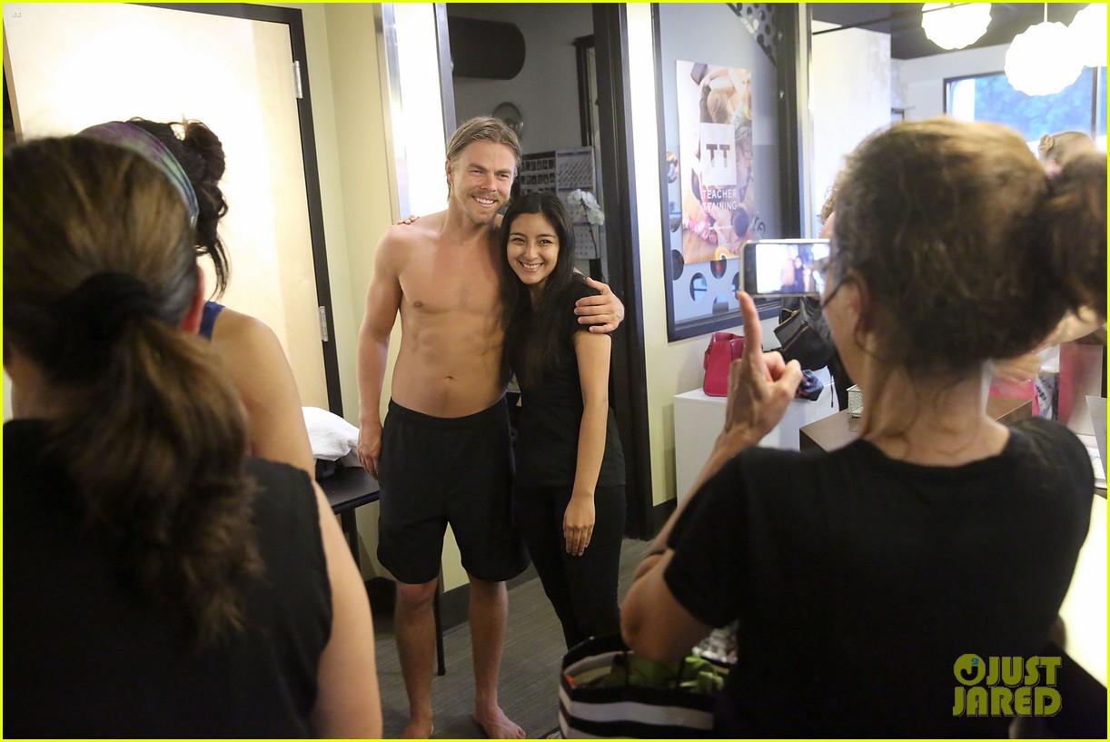 Julianne Hough & Brother Derek Host CorePower Yoga Class: Photo 3721145 ...