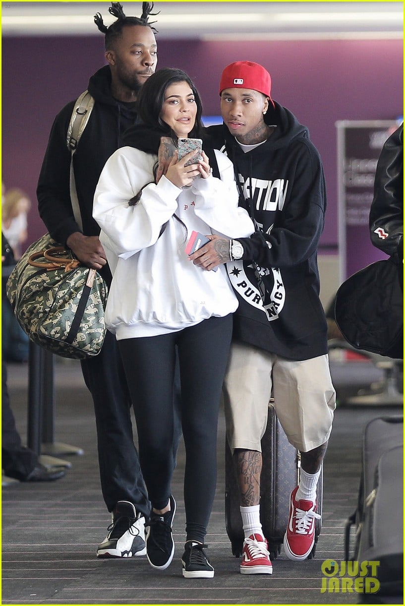 Kylie Jenner & Tyga Pack on the PDA!: Photo 3703518 | Kylie Jenner ...