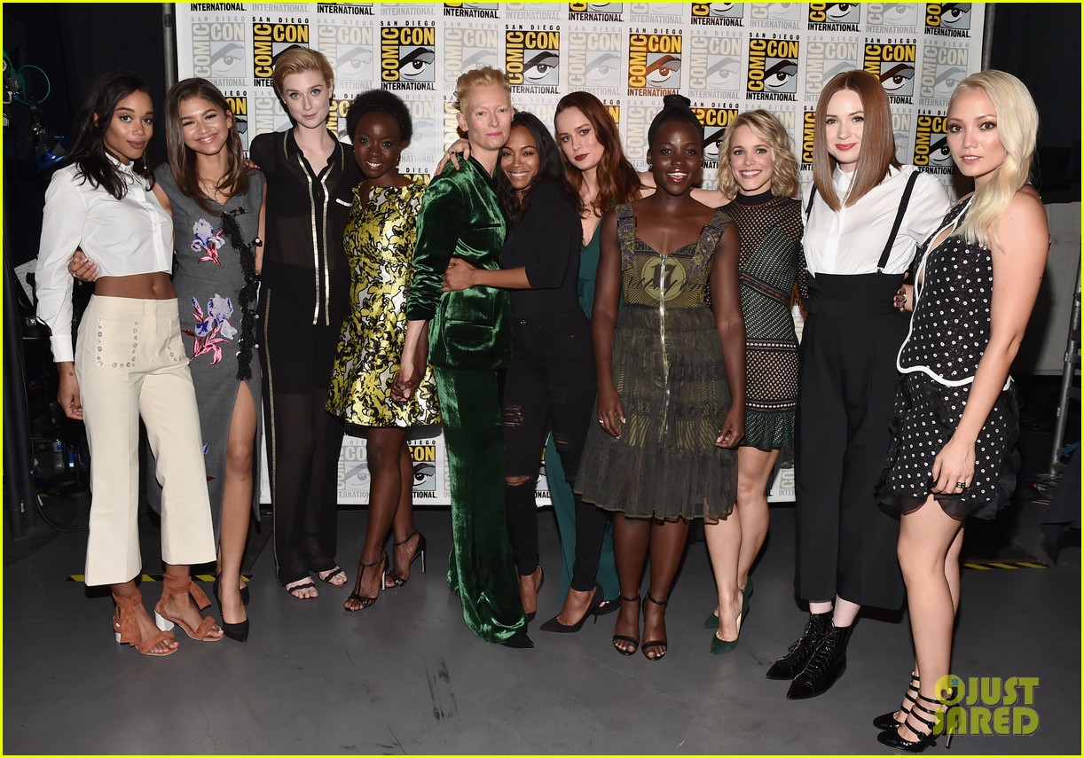 Brie Larson Joins the Women of Marvel for Epic Comic-Con Pic!: Photo ...