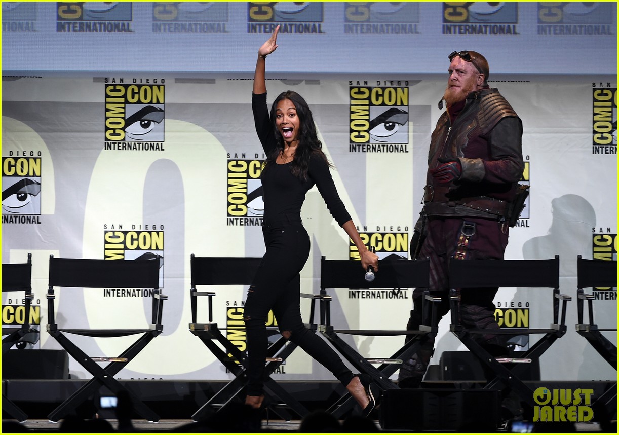 Brie Larson Joins the Women of Marvel for Epic Comic-Con Pic!: Photo ...