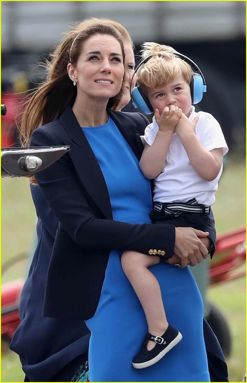 Kate Middleton & Prince George Share Cute Moments at Royal Air Show ...
