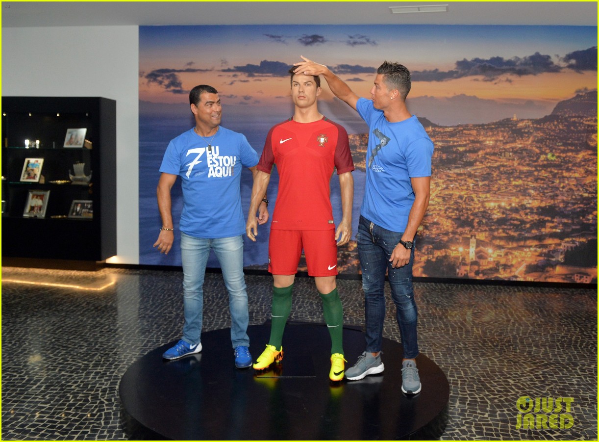 Photo: cristiano ronaldo museum hotel 10 | Photo 3716561 | Just Jared