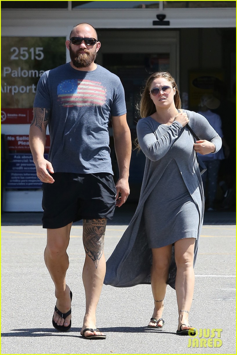 Ronda Rousey Spends the Afternoon With Boyfriend Travis Browne: Photo ...