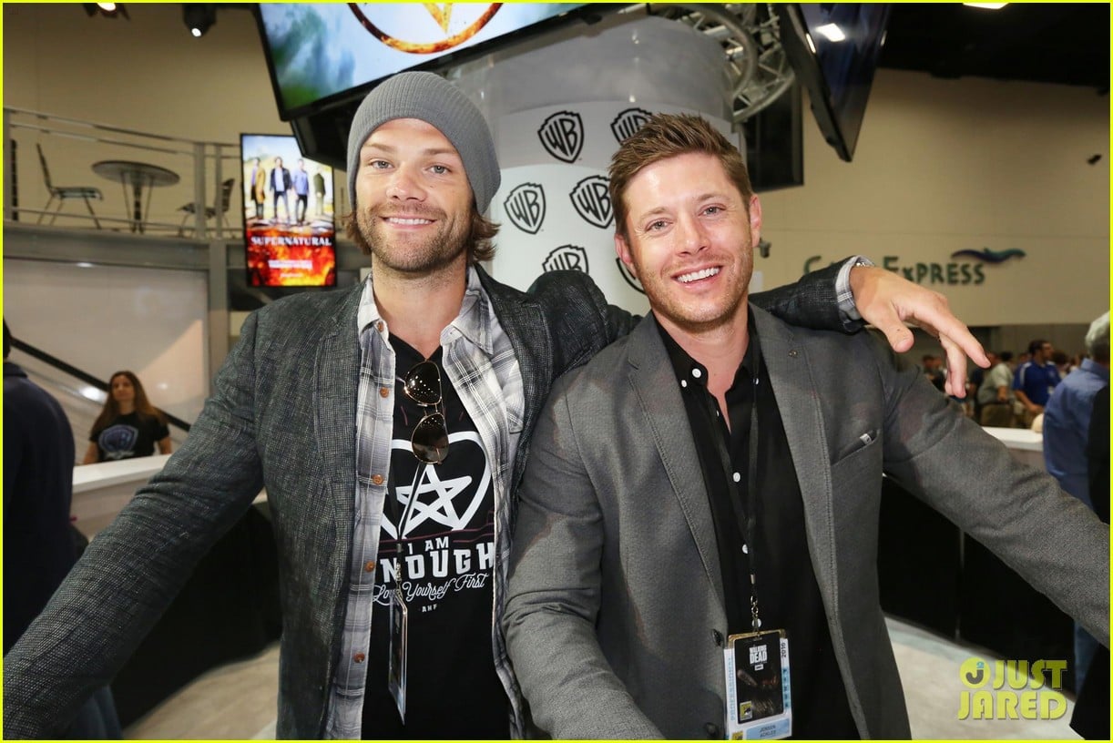 Jared Padalecki & Jensen Ackles Watch as Couple Becomes Engaged During ...