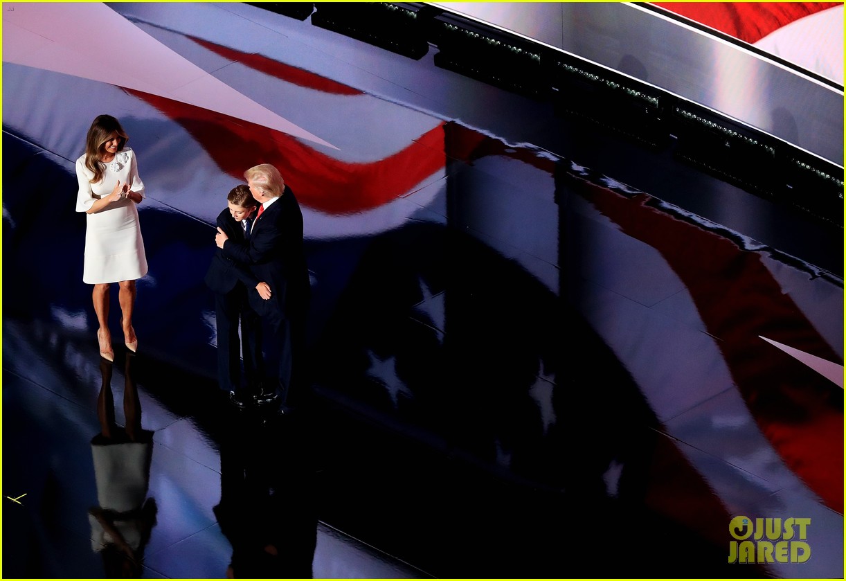 Donald Trump's Wife Melania, Son Barron, & Full Family Join Him On ...
