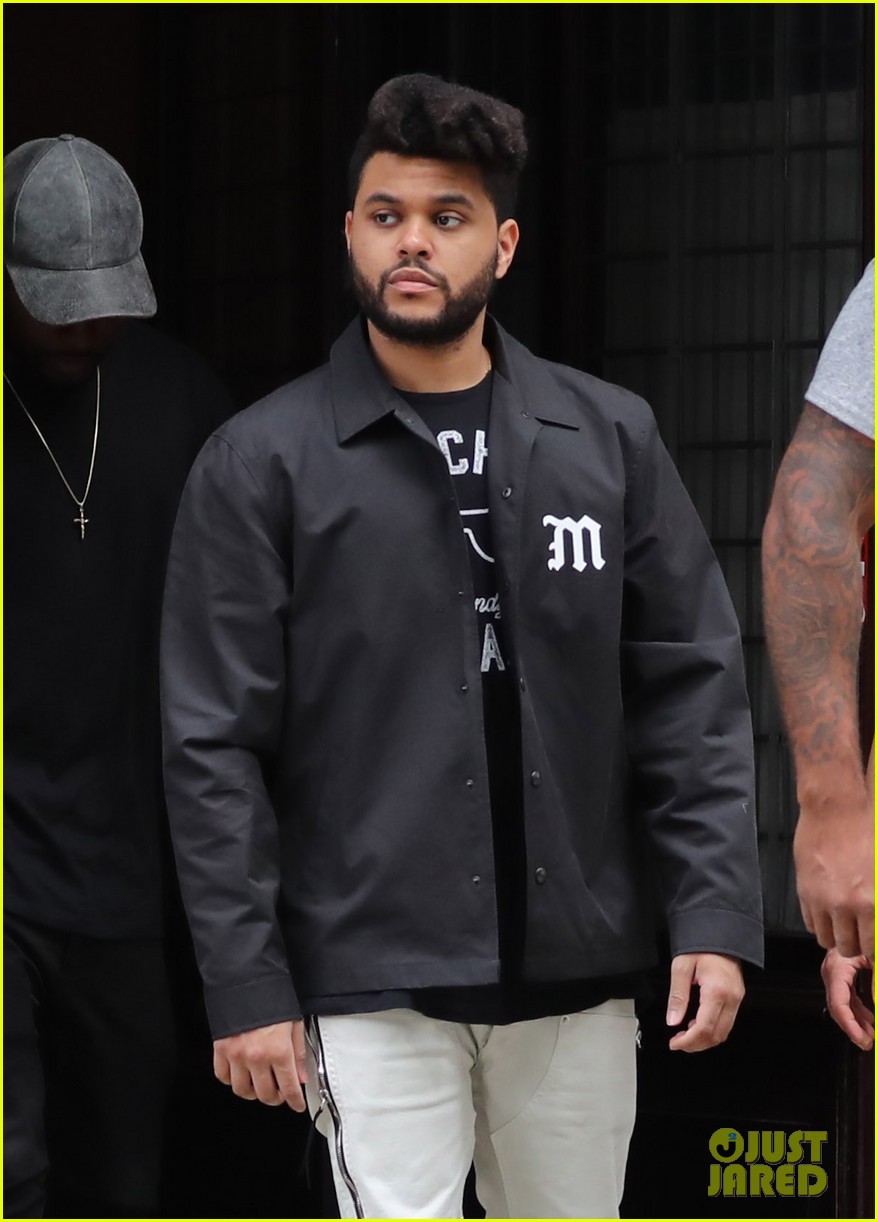 The Weeknd Stylishly Makes His Way Around NYC: Photo 3697570 | Pictures ...