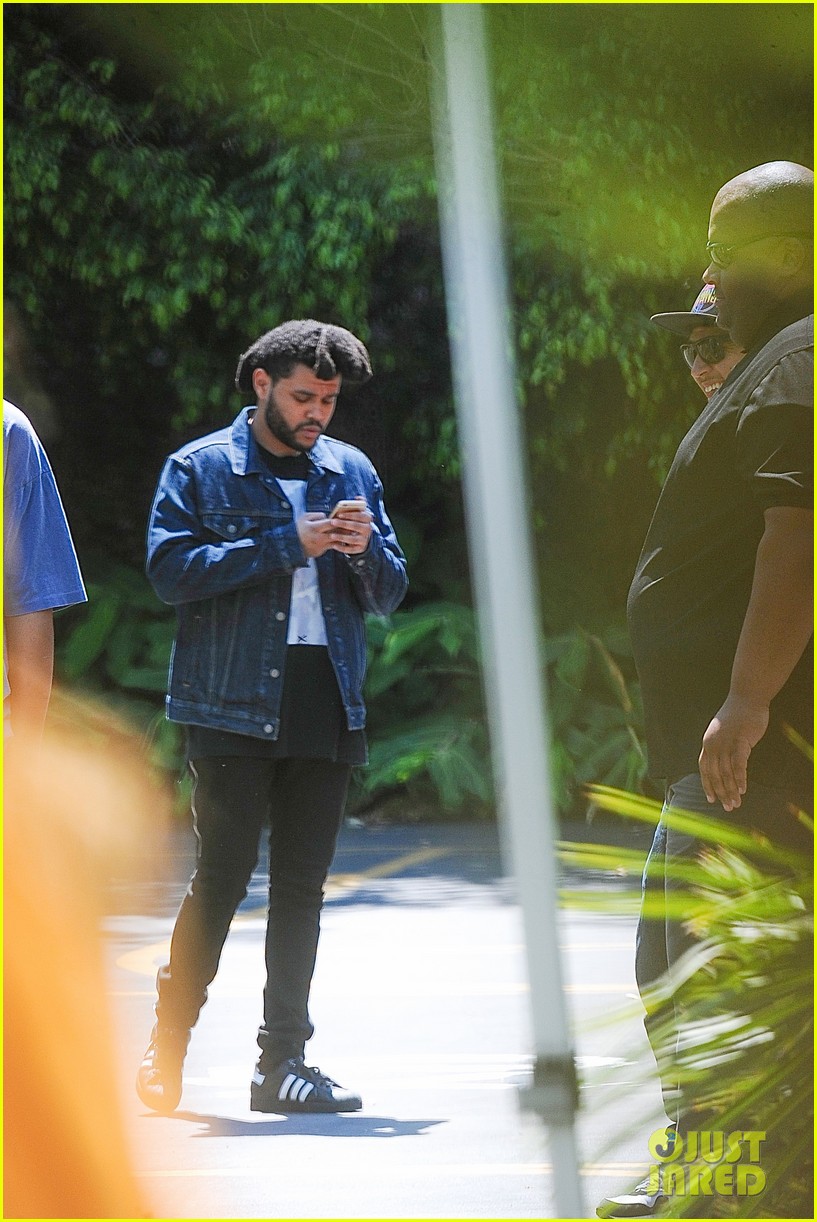 The Weeknd Shares a Pic of Himself in a Recording Studio!: Photo ...
