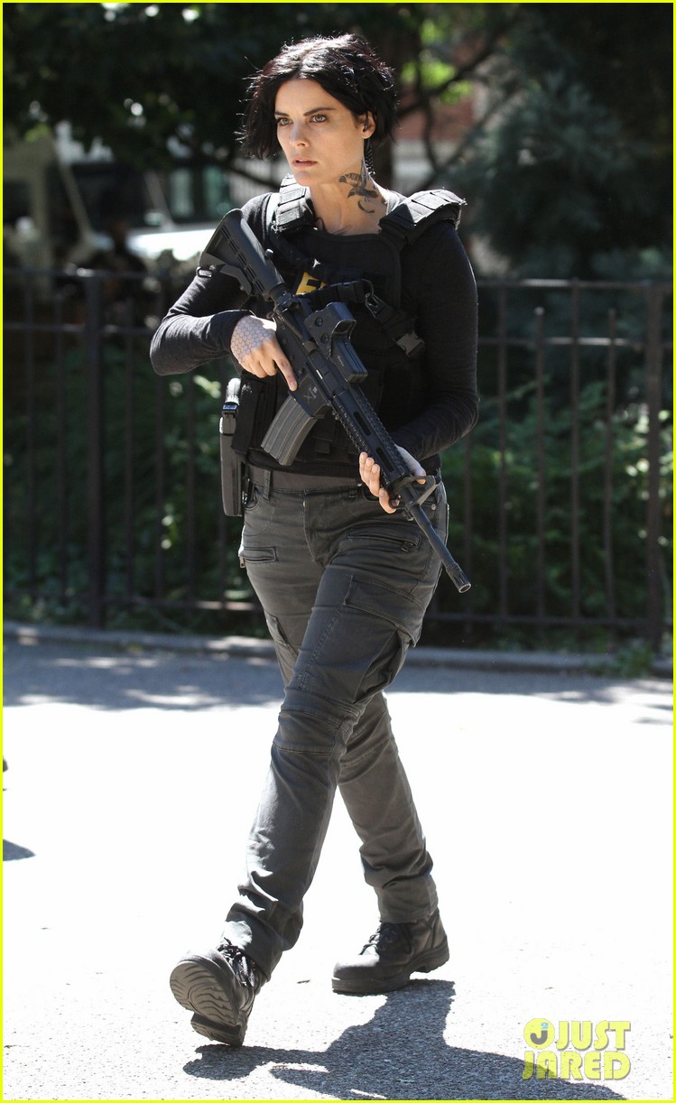 Jaimie Alexander Ices Her Broken Nose on 'Blindspot Set': Photo 3740149 ...