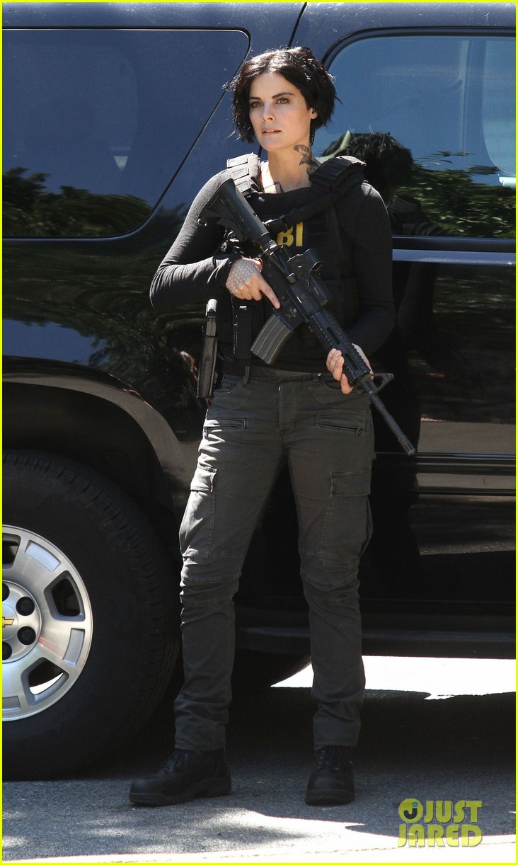 Jaimie Alexander Ices Her Broken Nose on 'Blindspot Set': Photo 3740168 ...