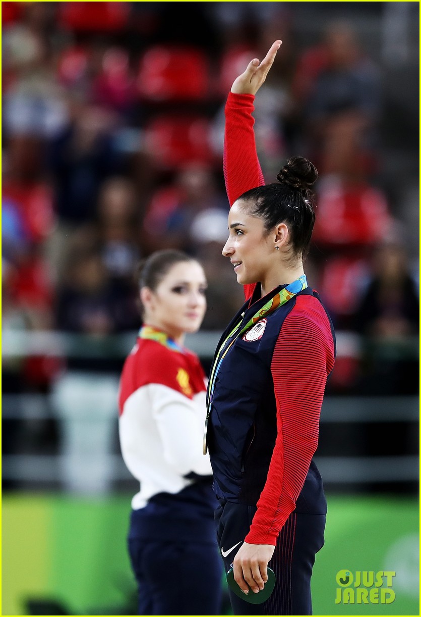 Celebs React to Simone Biles & Aly Raisman's Wins in Rio!: Photo ...