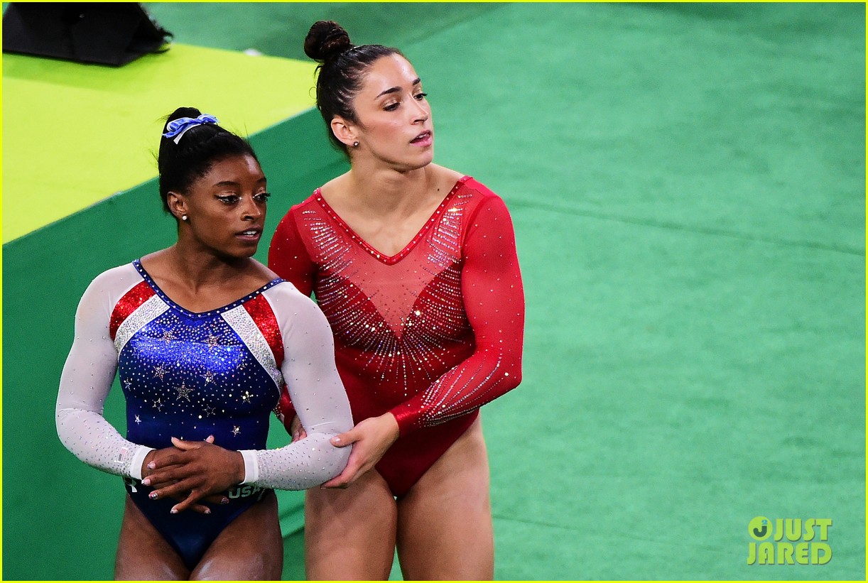 Simone Biles & Aly Raisman Take Gold & Silver in Gymnastics Floor ...