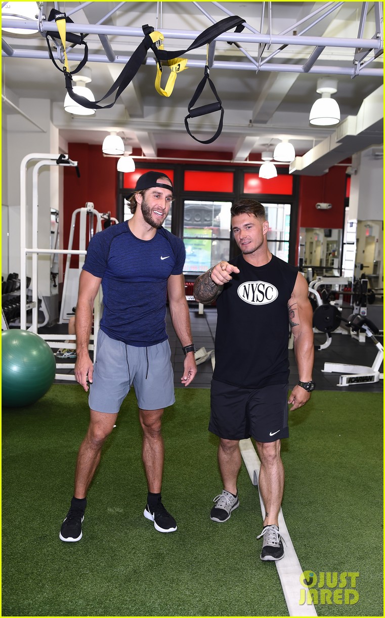 The Bachelorette's Shawn Booth Didn't Watch JoJo's Season: Photo ...