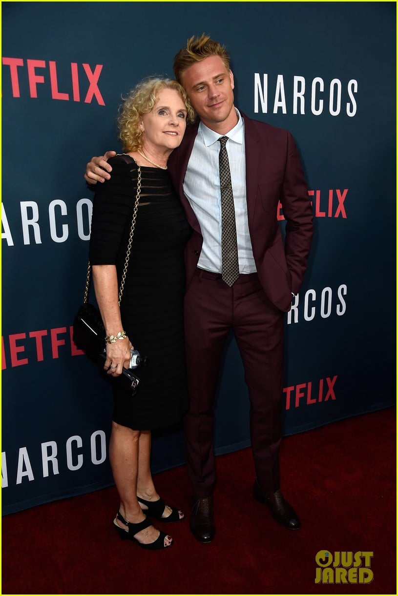 Boyd Holbrook & Pedro Pascal Premiere 'Narcos' Season Two: Photo ...