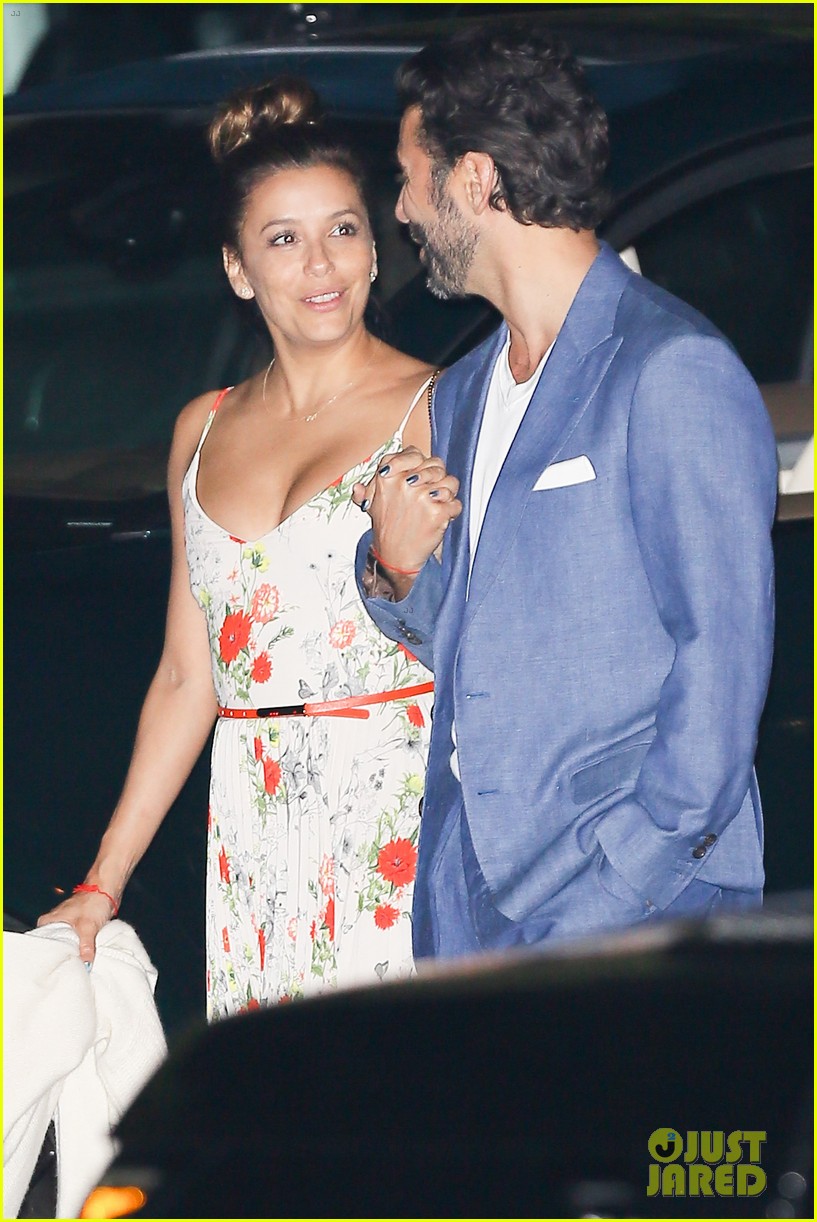 Eva Longoria Will Direct an Episode of 'Jane the Virgin': Photo 3743607 ...