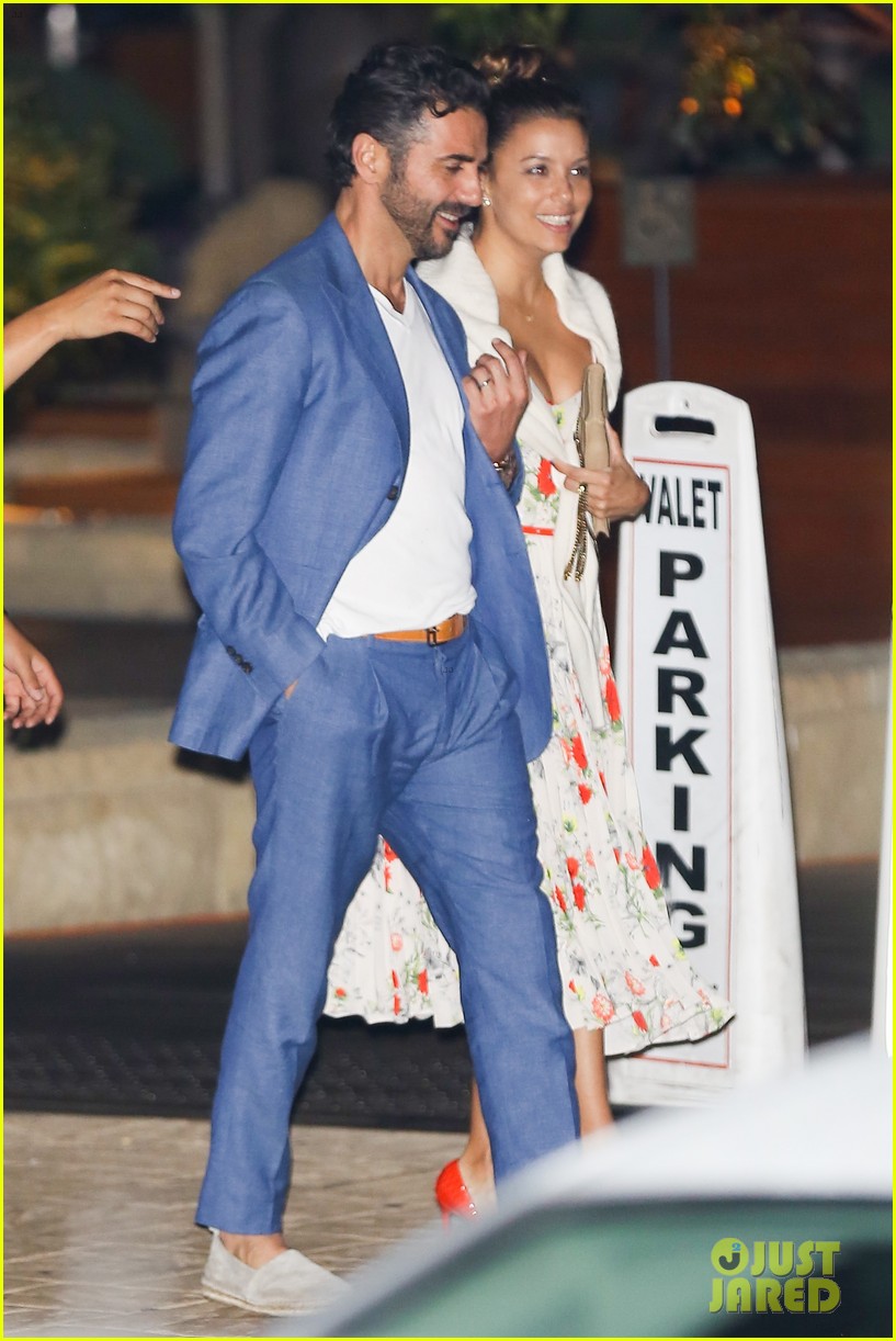 Eva Longoria Will Direct an Episode of 'Jane the Virgin': Photo 3743613 ...